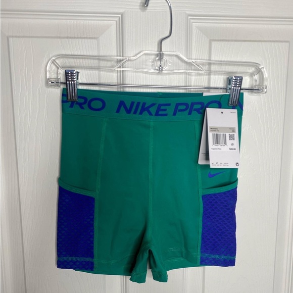 Nike | Shorts | Nike Pros | Poshmark